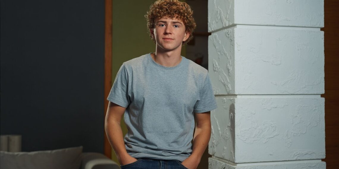 Walker Scobell Height in 2025: Accurate Growth, Measurement, and Body Facts